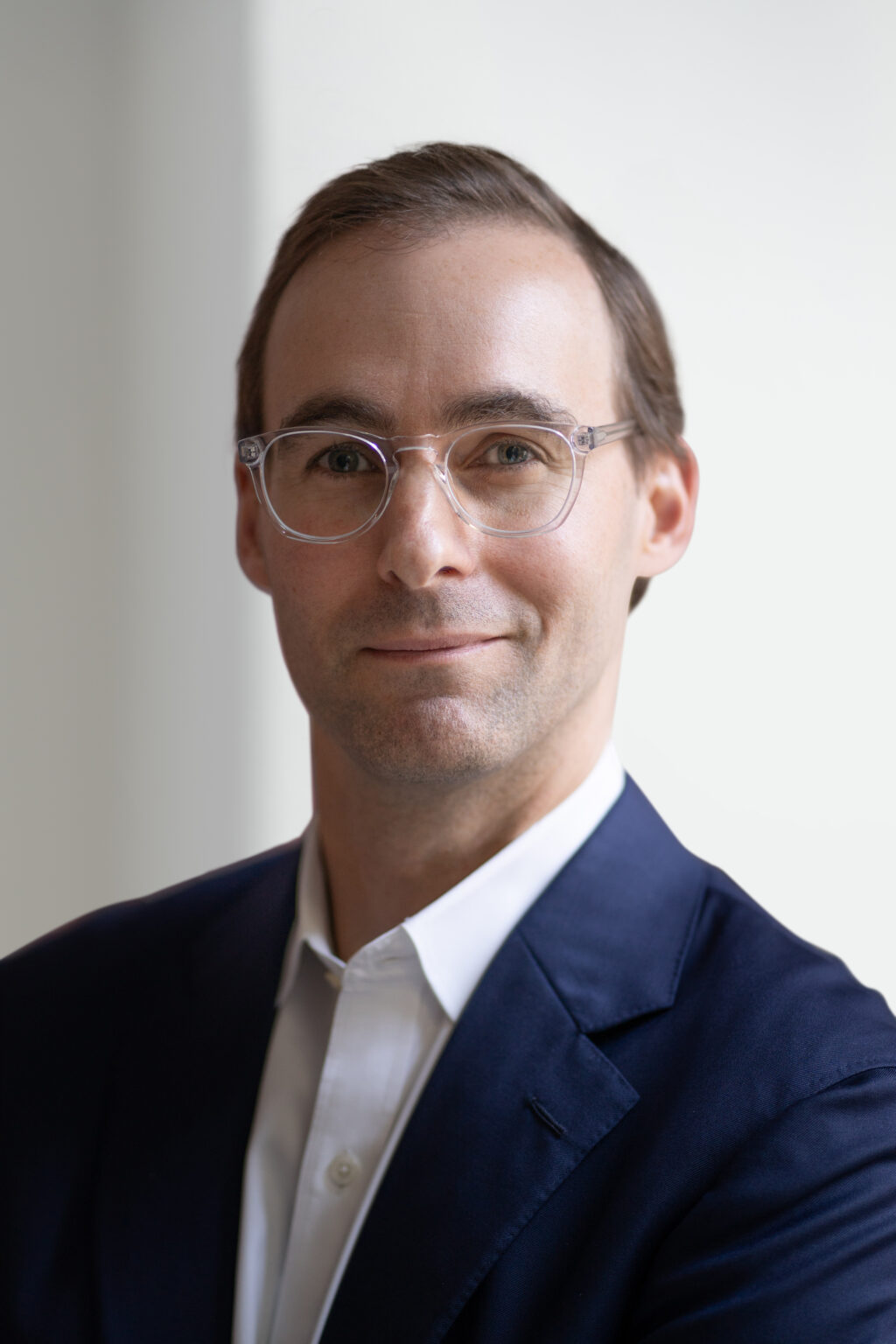 John Gerard | Viva Eve